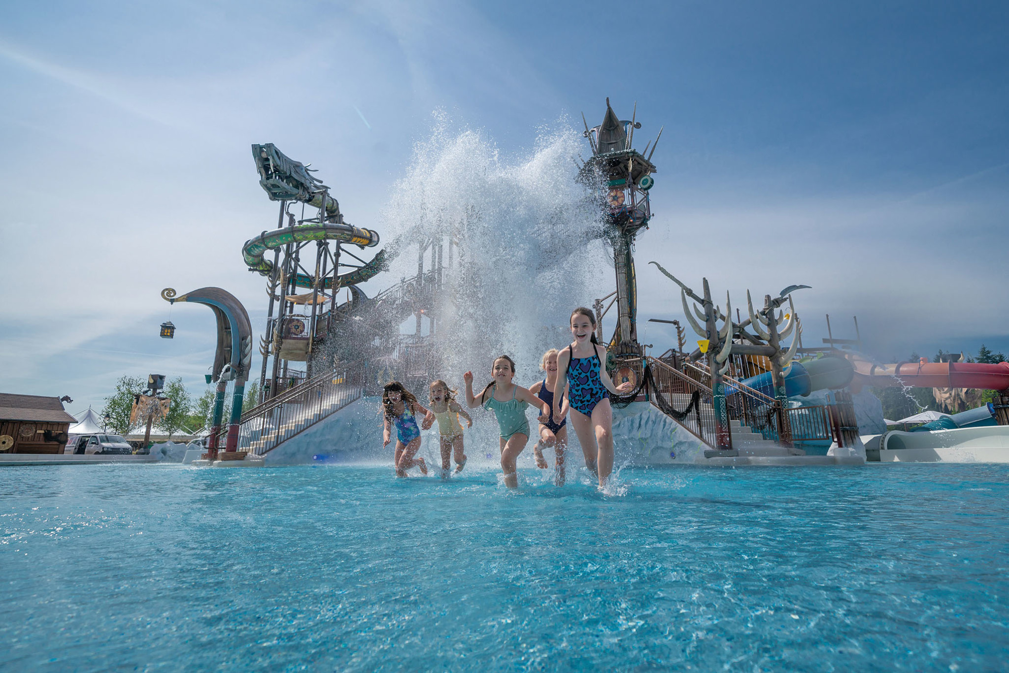 Neu: Deutschlands größter Outdoor-Wasserspielplatz - Rulantica lockt ...